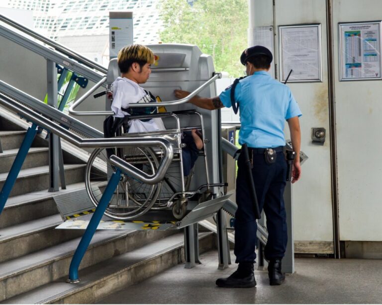 10 Benefits of Hiring Security Guards for Hospitals and Healthcare